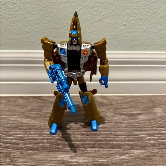 Hasbro | Toys | Transformers Combiner Wars Quickslinger Action Figure ...